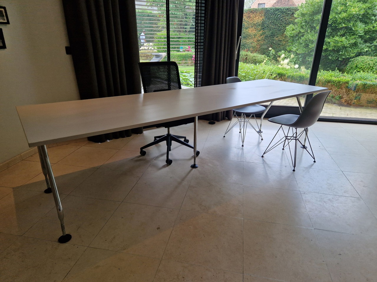 Vitra Ad Hoc Desk | €325 | Whoppah