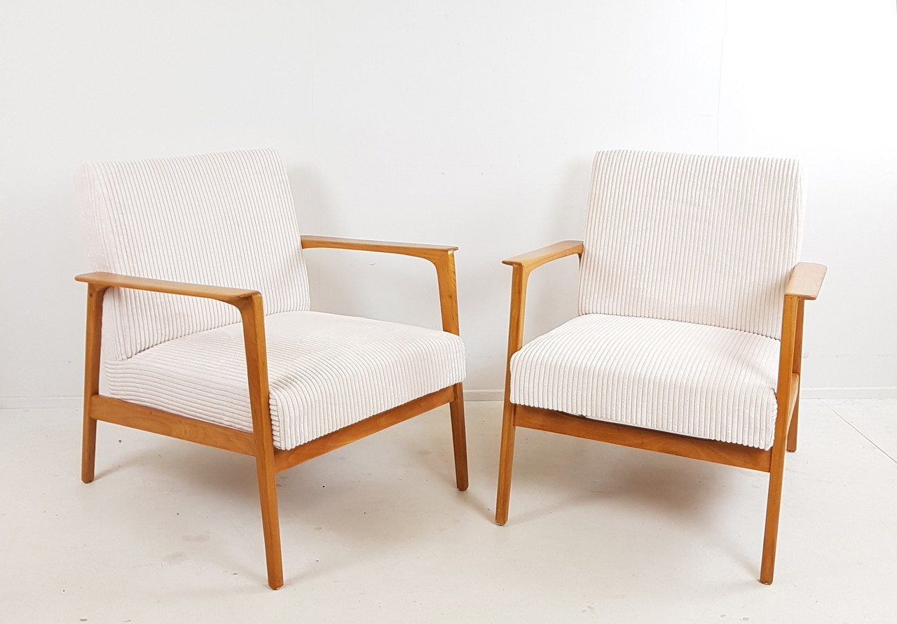 2 vintage armchairs | newly upholstered off white Japandi | €1,595 ...
