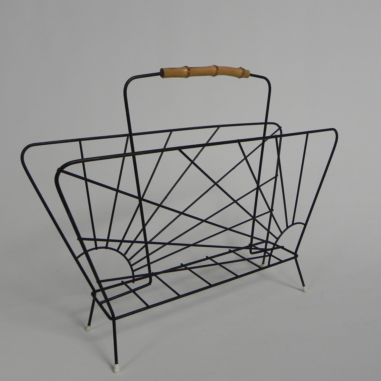 Steel Wire Newspaper Rack With Bamboo Handle, 1950s | €85 | Whoppah