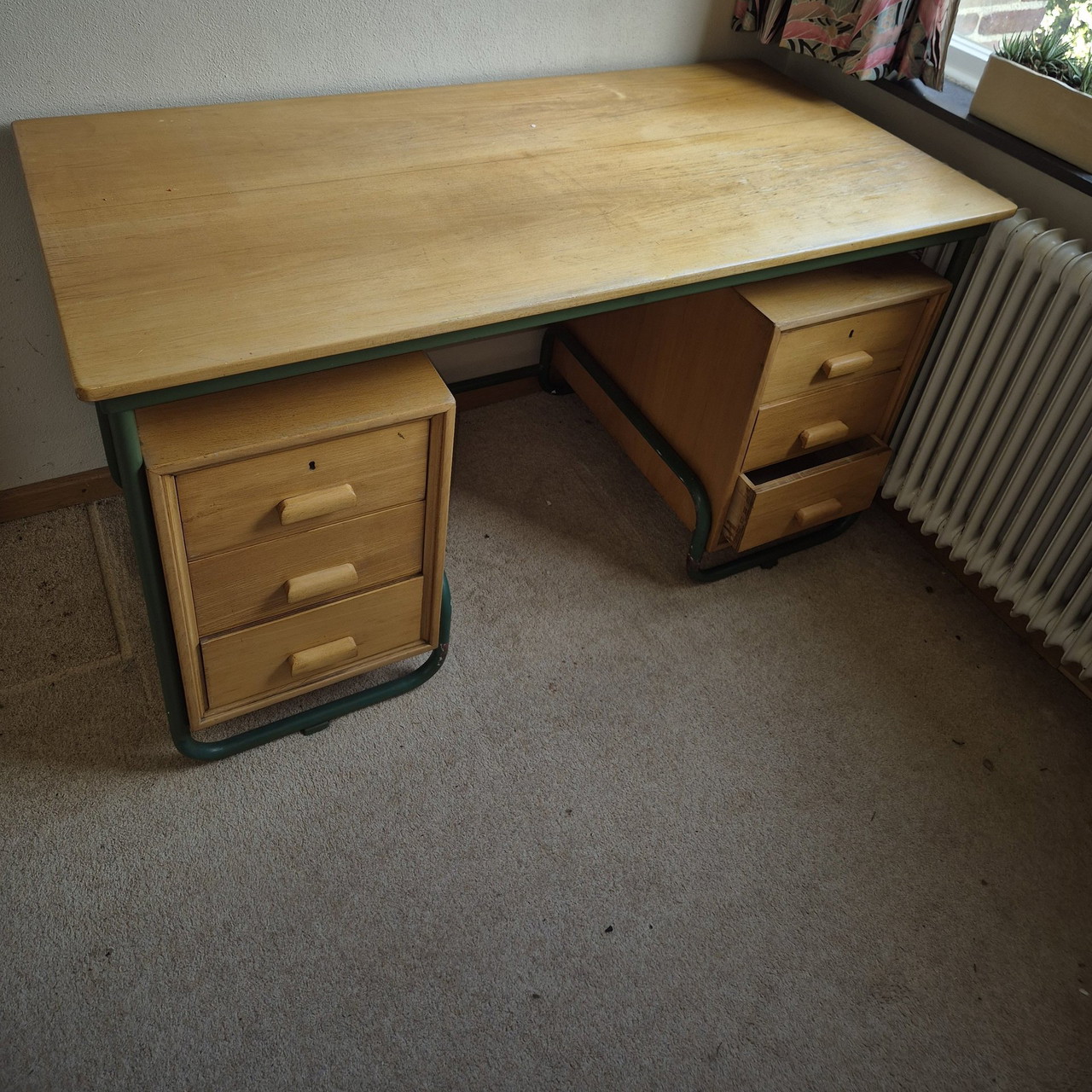 Vintage Schoolmaster Desk With Tubular Frame | €315 | Whoppah