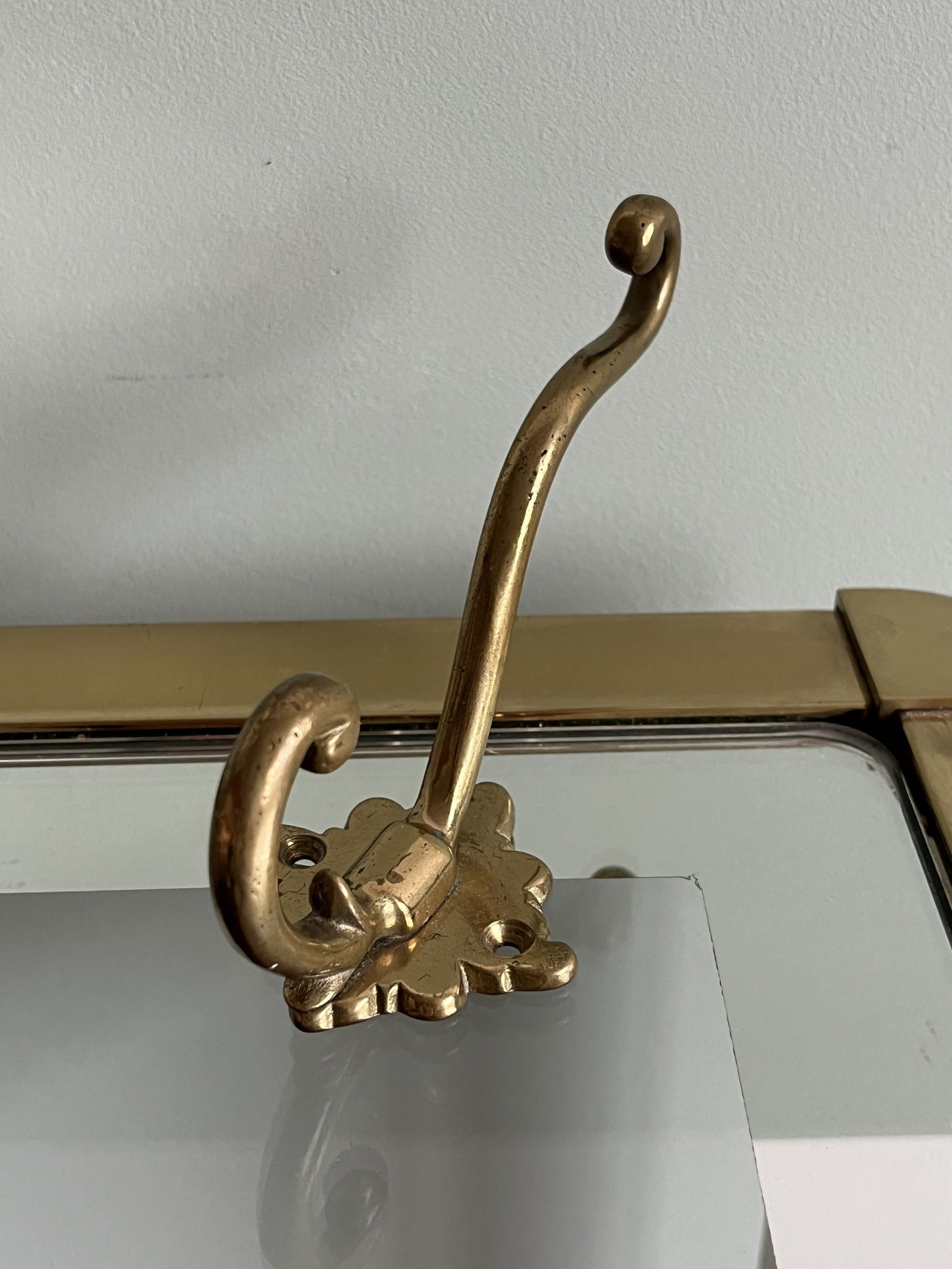 Vintage brass coat hook | €15 | Whoppah