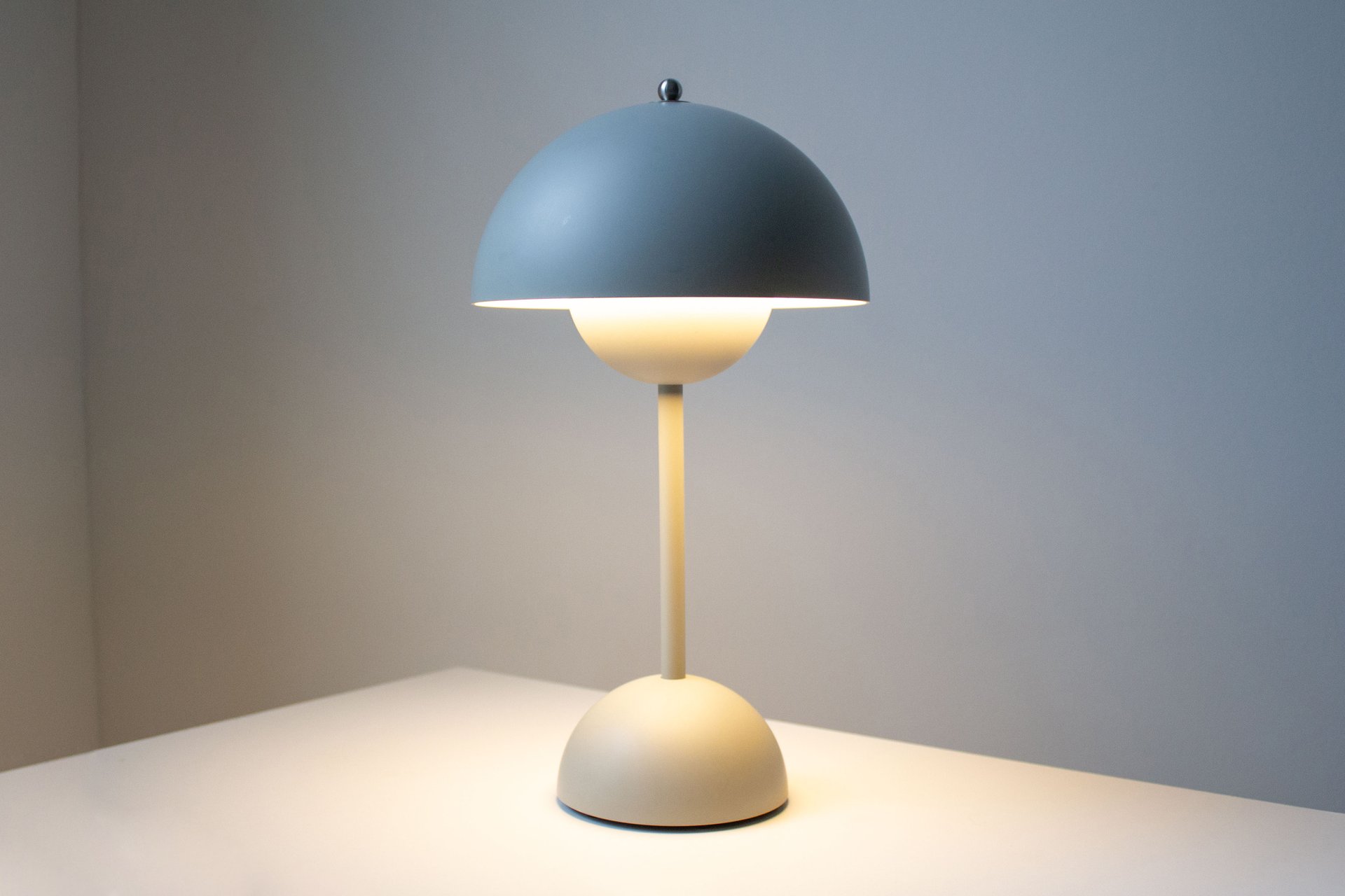 Table lamps | Whoppah