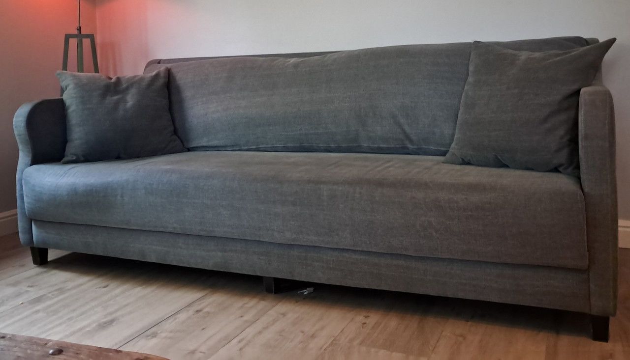 Castle sofa Ghent 3-seater sofa | €1,500 | Whoppah