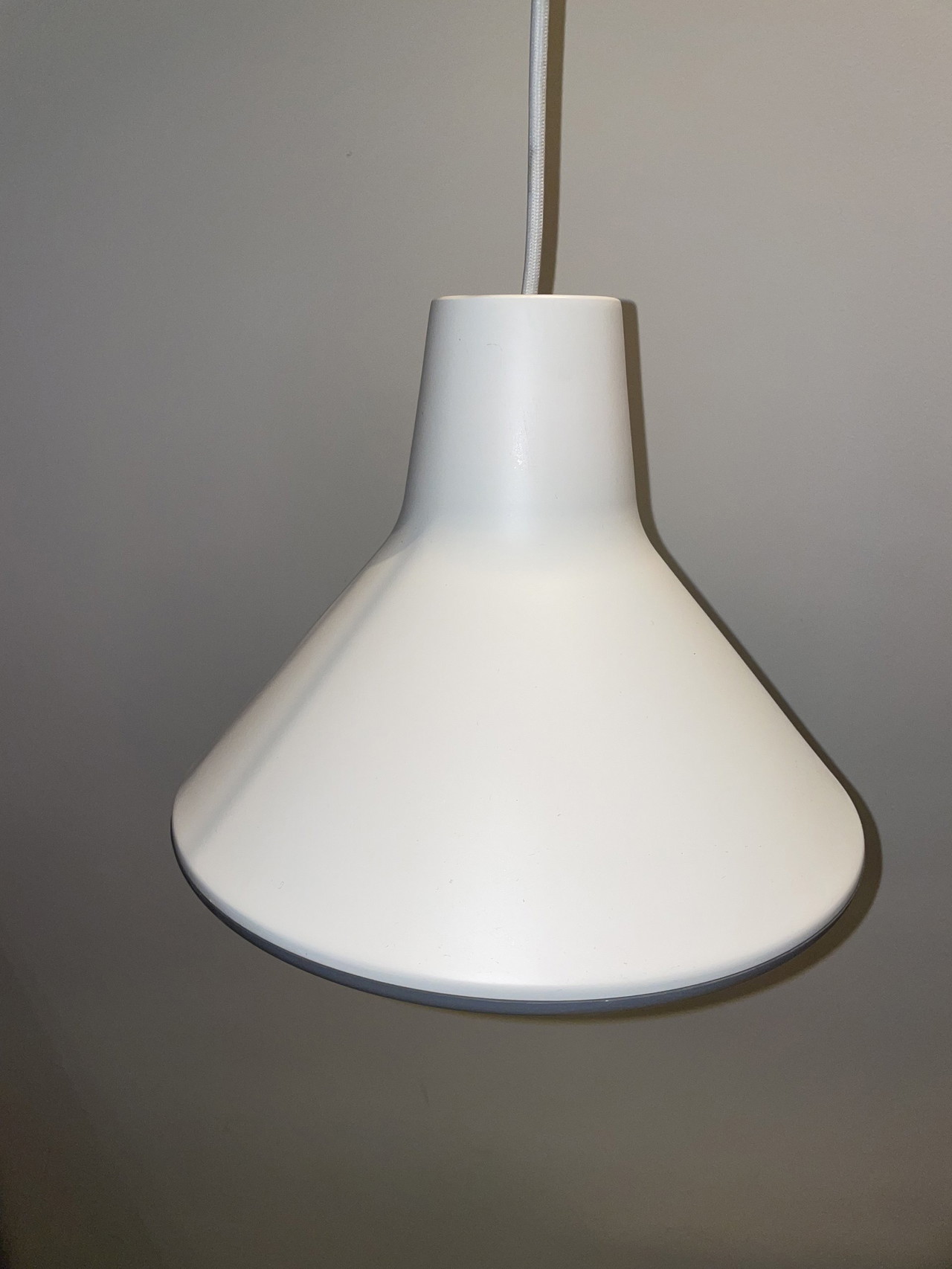 Luceplan Archetype lamp | €150 | Whoppah
