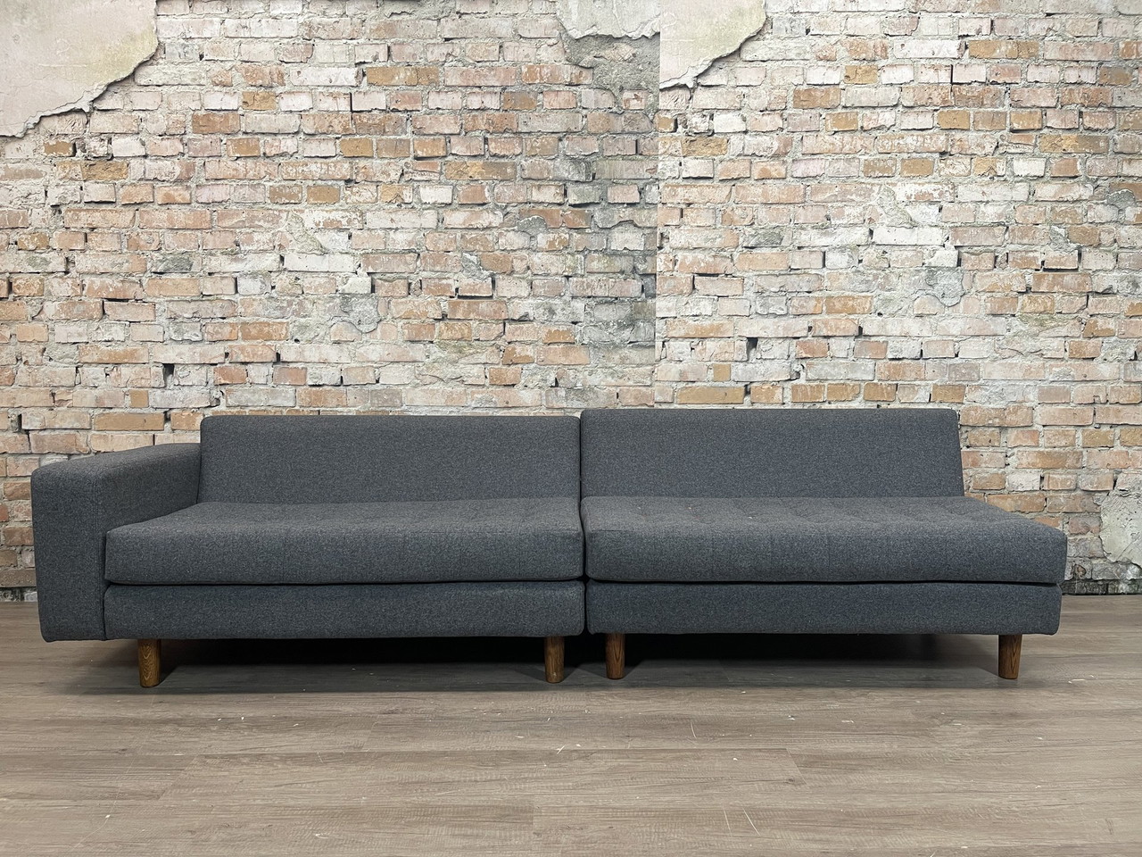 Naughtone Clyde Sofa | €1,680 | Whoppah