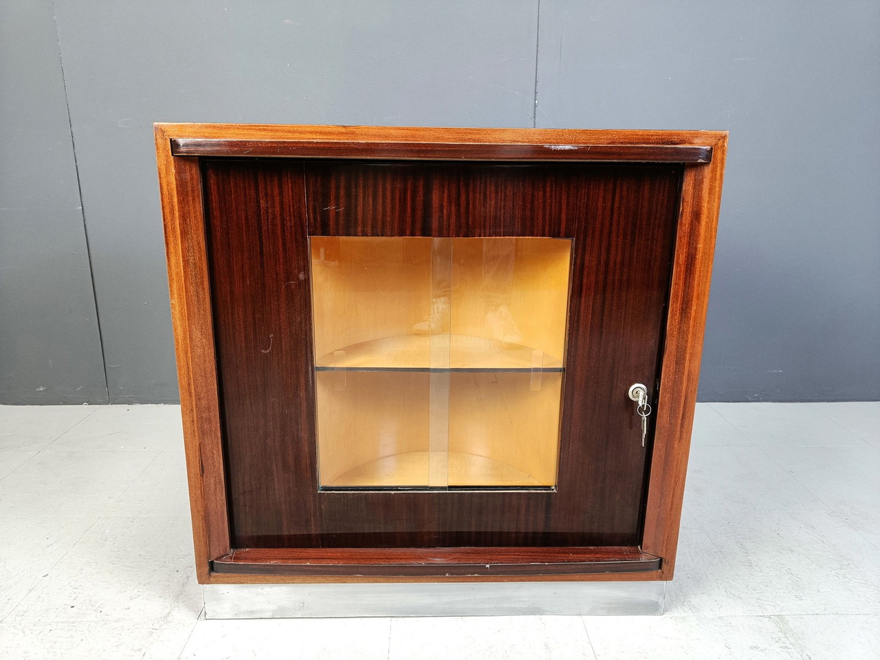 Mid Century Rotating Bar Cabinet, 1960S | €850 | Whoppah