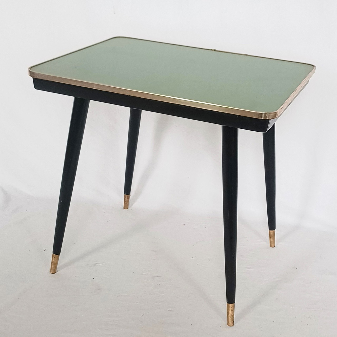 Vintage Opal side table | €199 | Whoppah