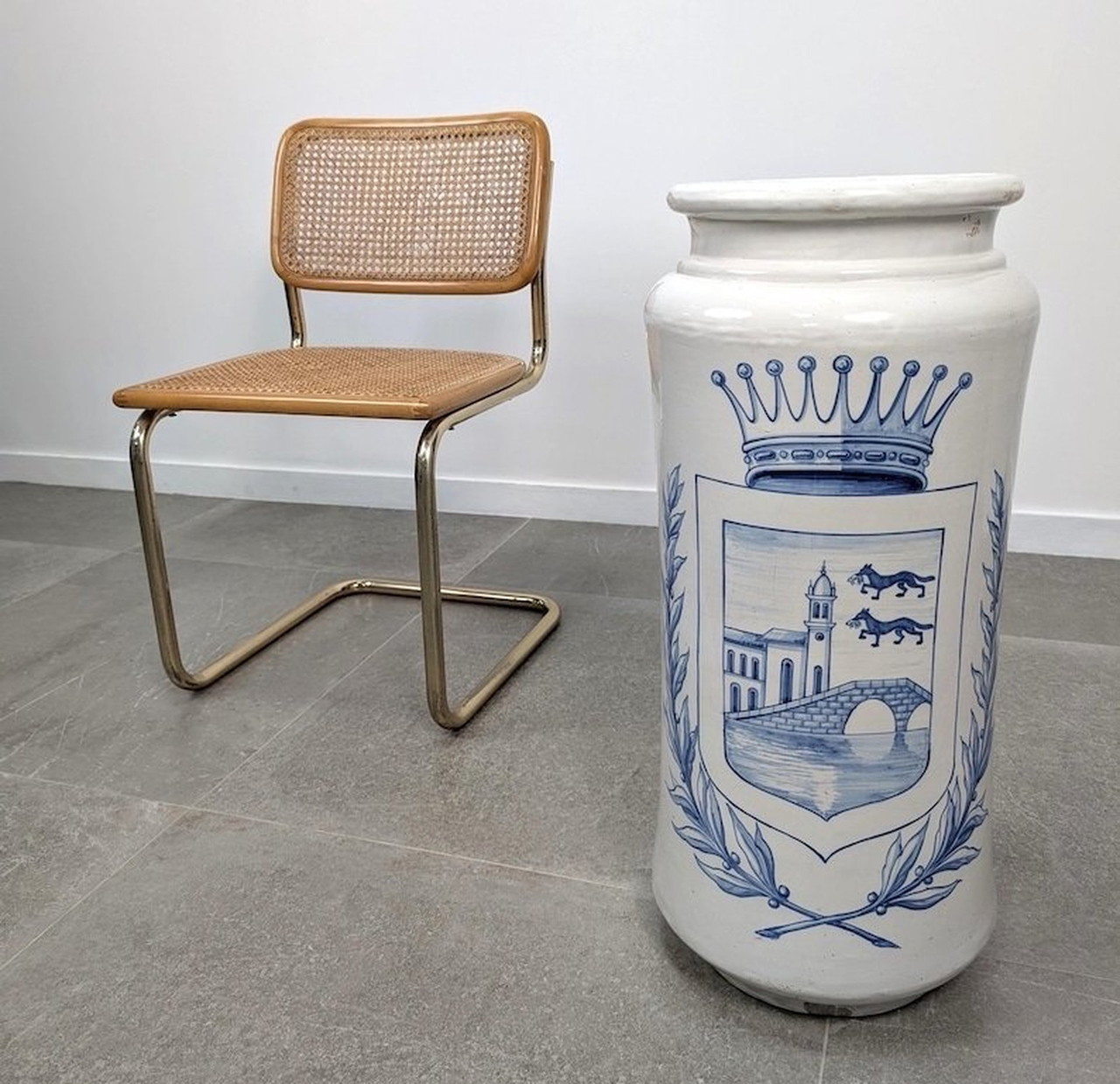 Antique Talavera Ceramic Umbrella Stand | €800 | Whoppah