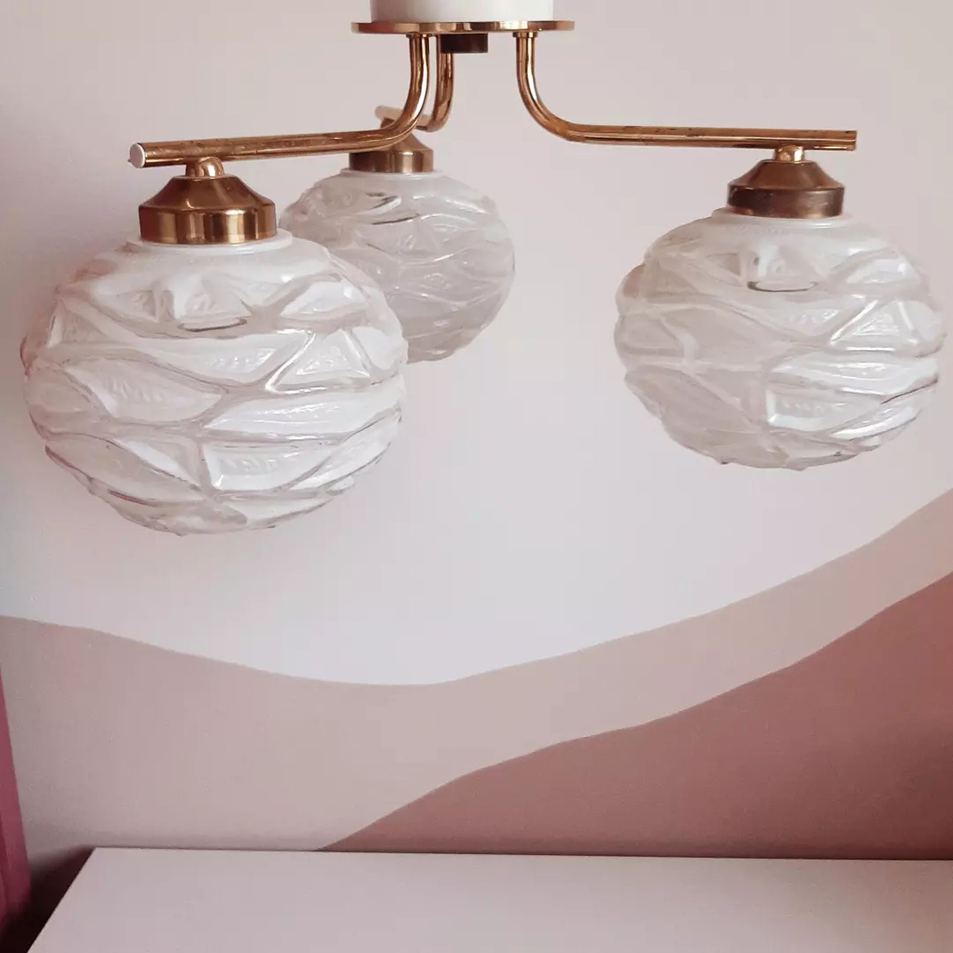 1950s hanging lamp Ball lamp | €75 | Whoppah