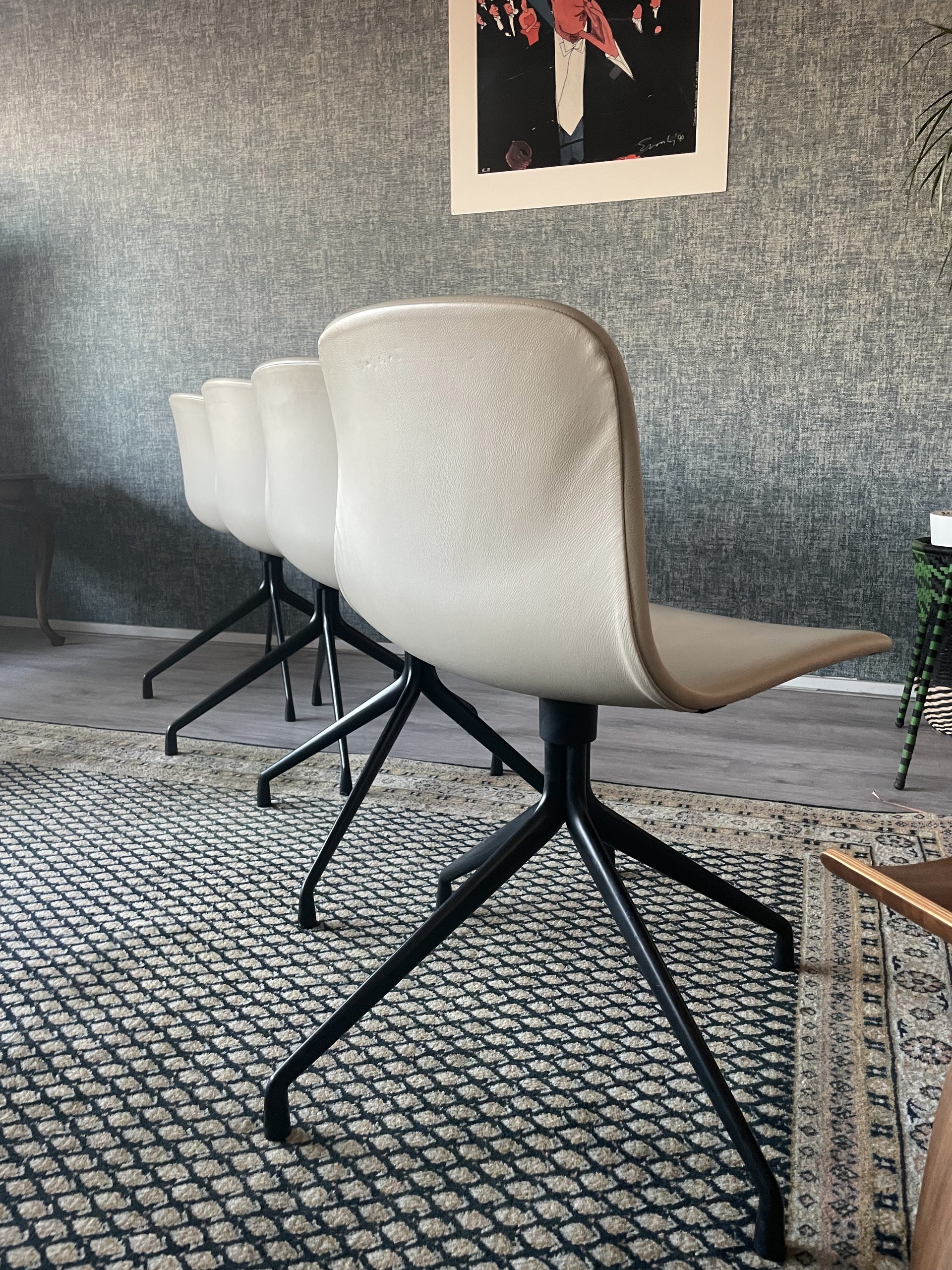 4x HAY AAC11 leather chairs designed by Hee Welling | €850 | Whoppah