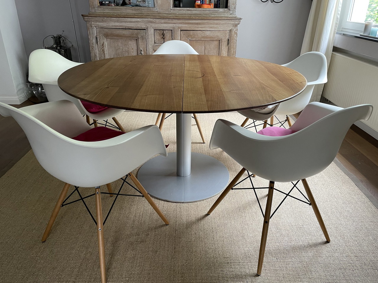 Mobimex dining table by Zoom | €379 | Whoppah