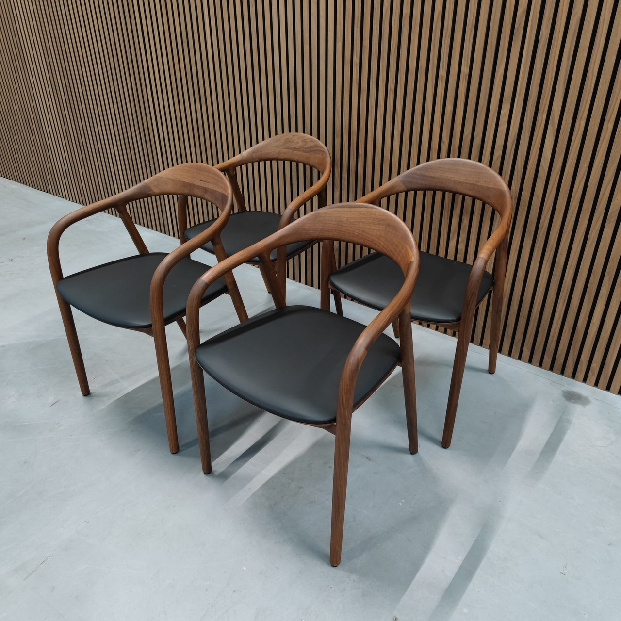 Artisan Neva Chair | €6,000 | Whoppah