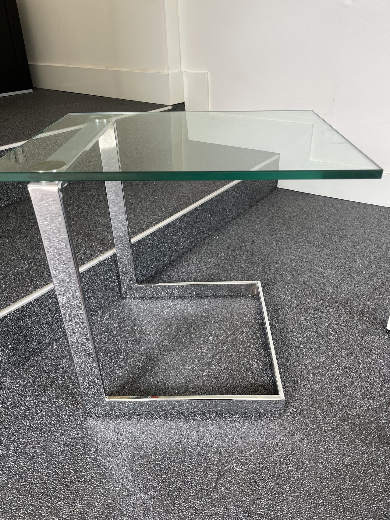 Mesa auxiliar Gebra | €145 | Whoppah