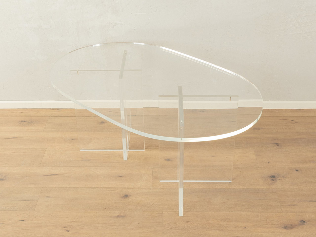 Acrylic glass coffee table | €719 | Whoppah