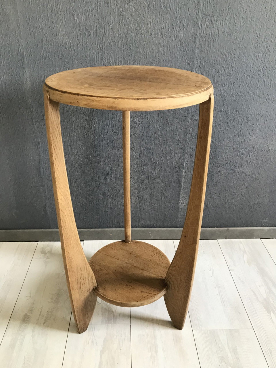 Amsterdam School Plant Table | €131 | Whoppah