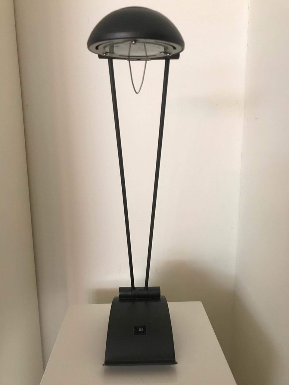 C.G. Lighting Byblos desk lamp black | €50 | Whoppah