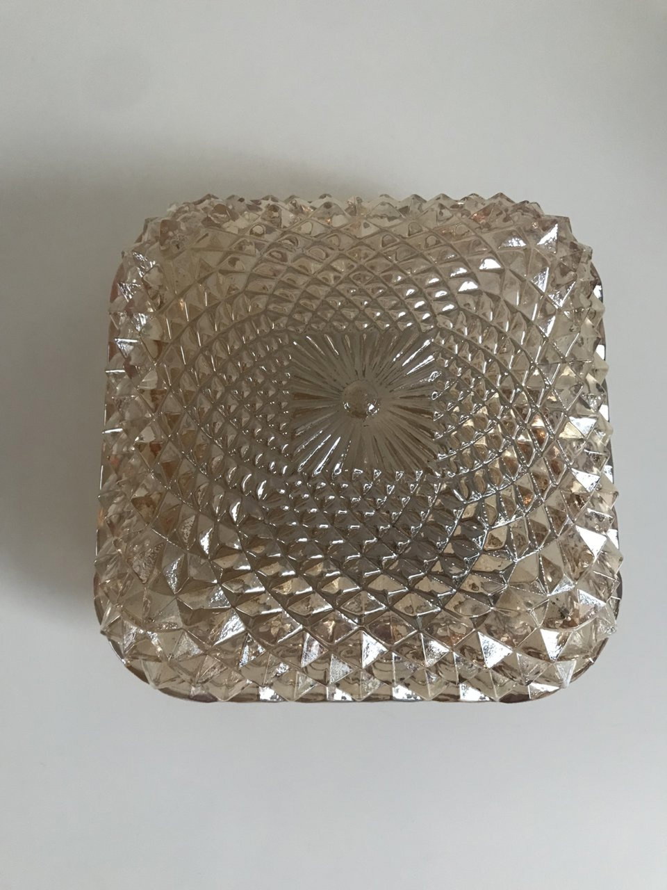 Vintage ceiling lamp salmon color | €29 | Whoppah