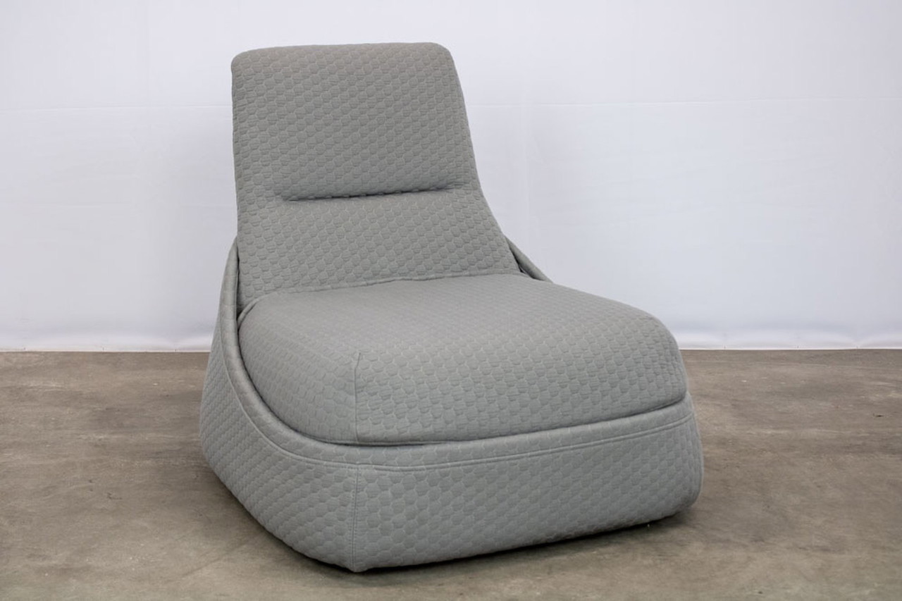 Coalesse Hosu lounge chair | €414 | Whoppah