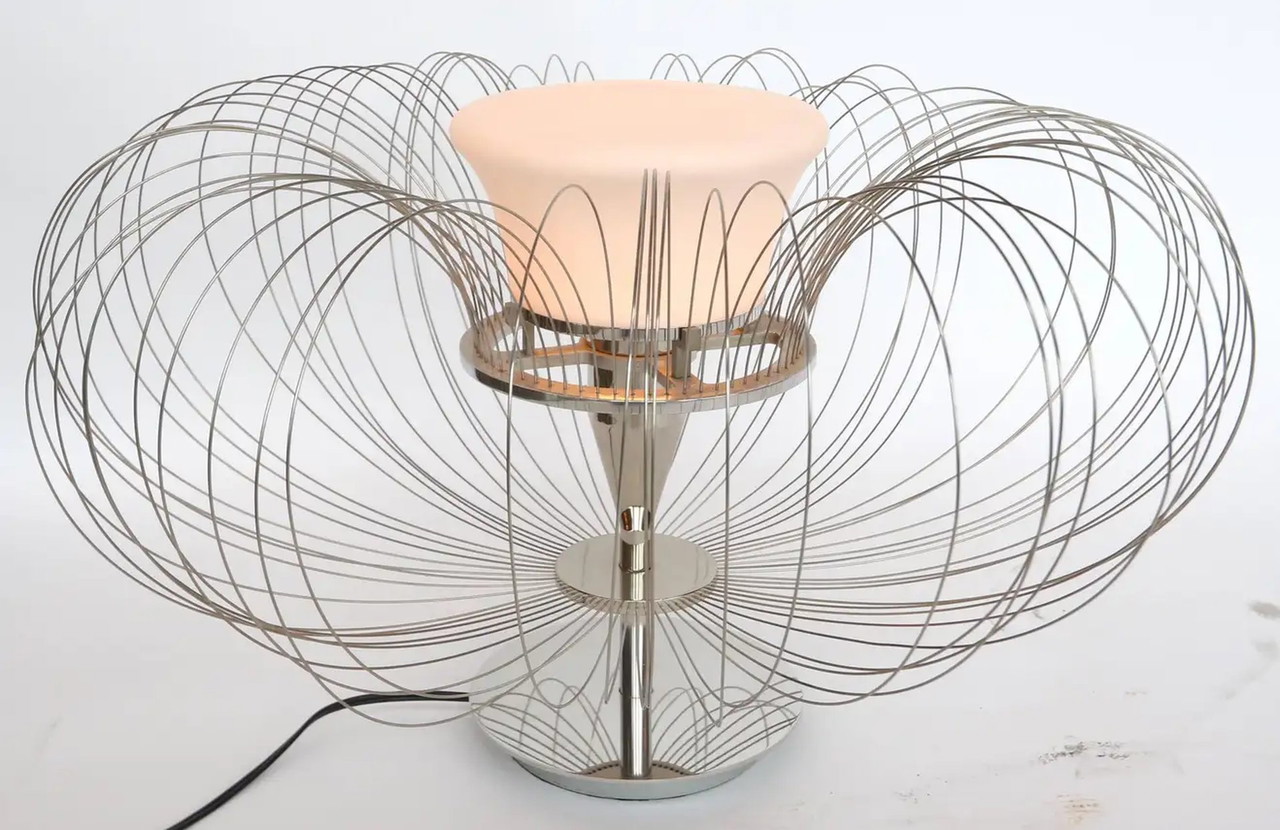 Steel Flower table lamp from Luminara | €750 | Whoppah