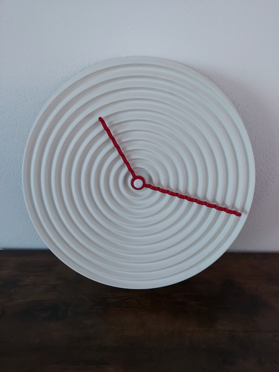 Karlsson clock Saturn | €105 | Whoppah