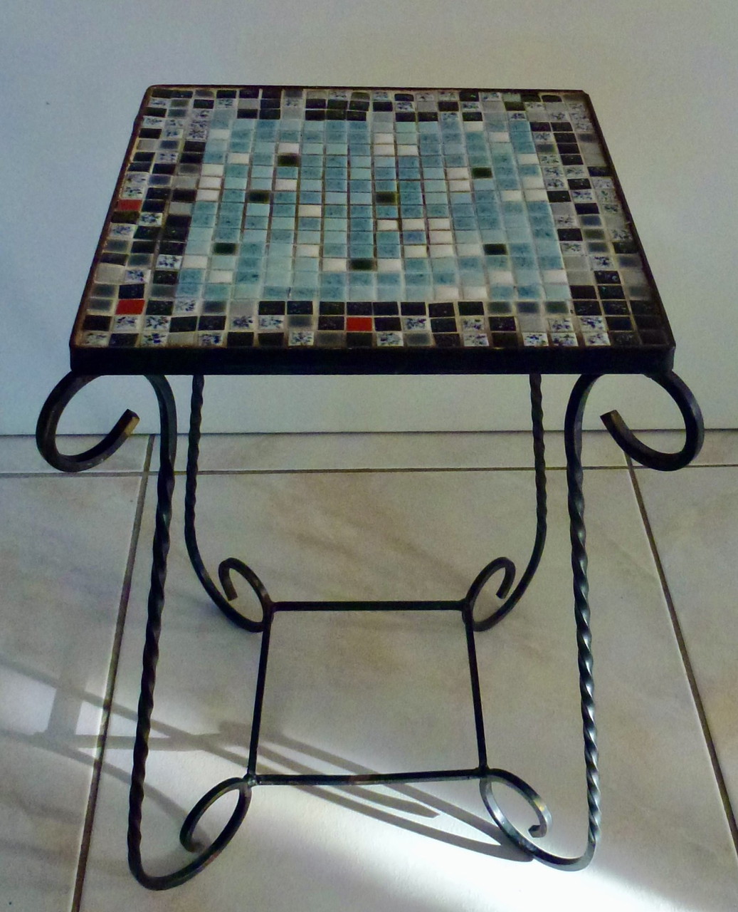 Vintage Mosaic table | €32 | Whoppah