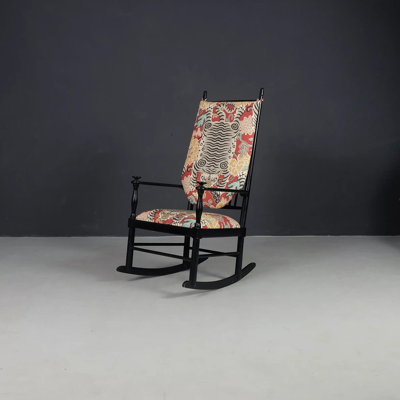 Gemla Rocking chair | €725 | Whoppah