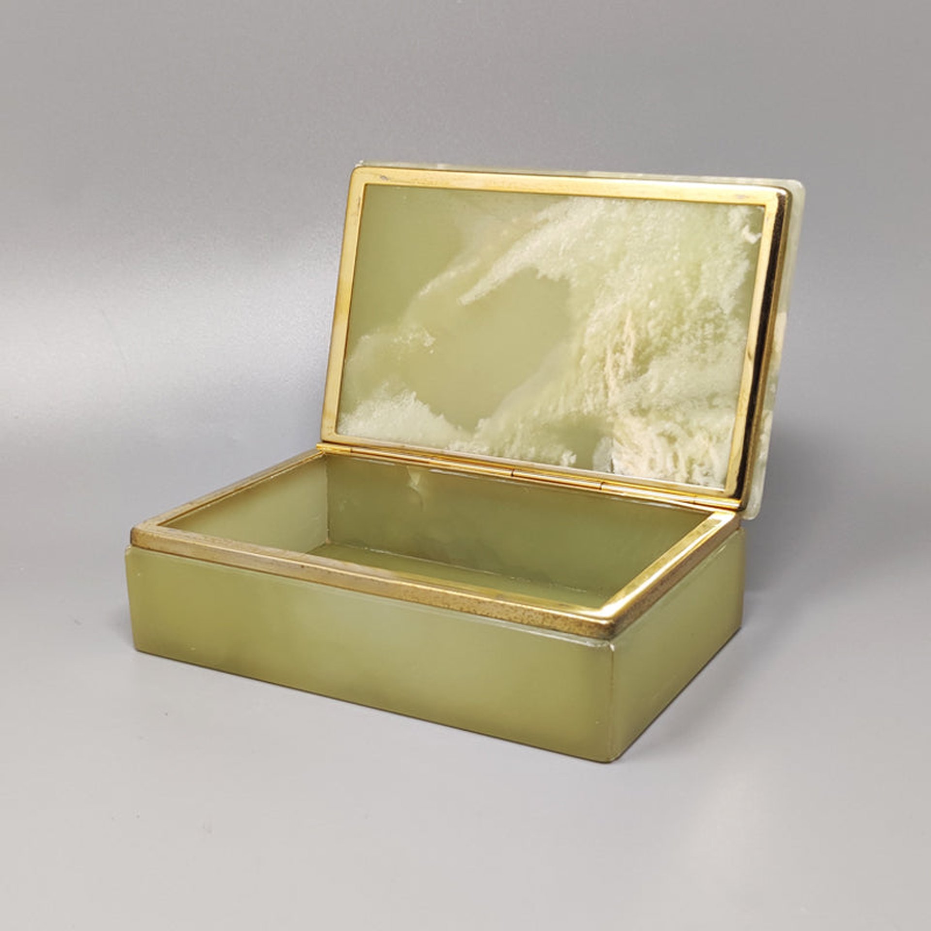 Vintage Green Onyx Box | €270 | Whoppah