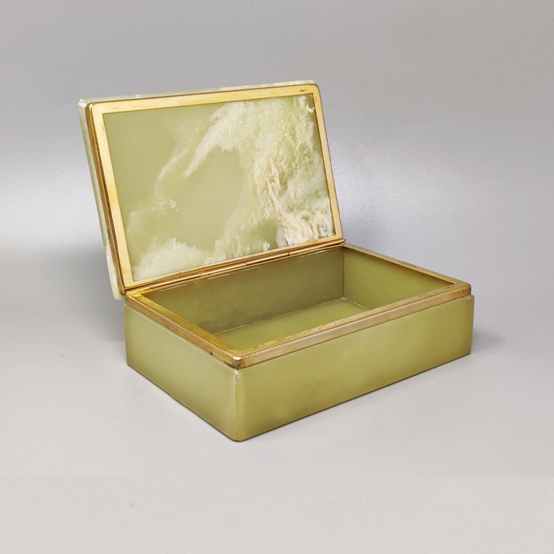 Vintage Green Onyx Box | €270 | Whoppah