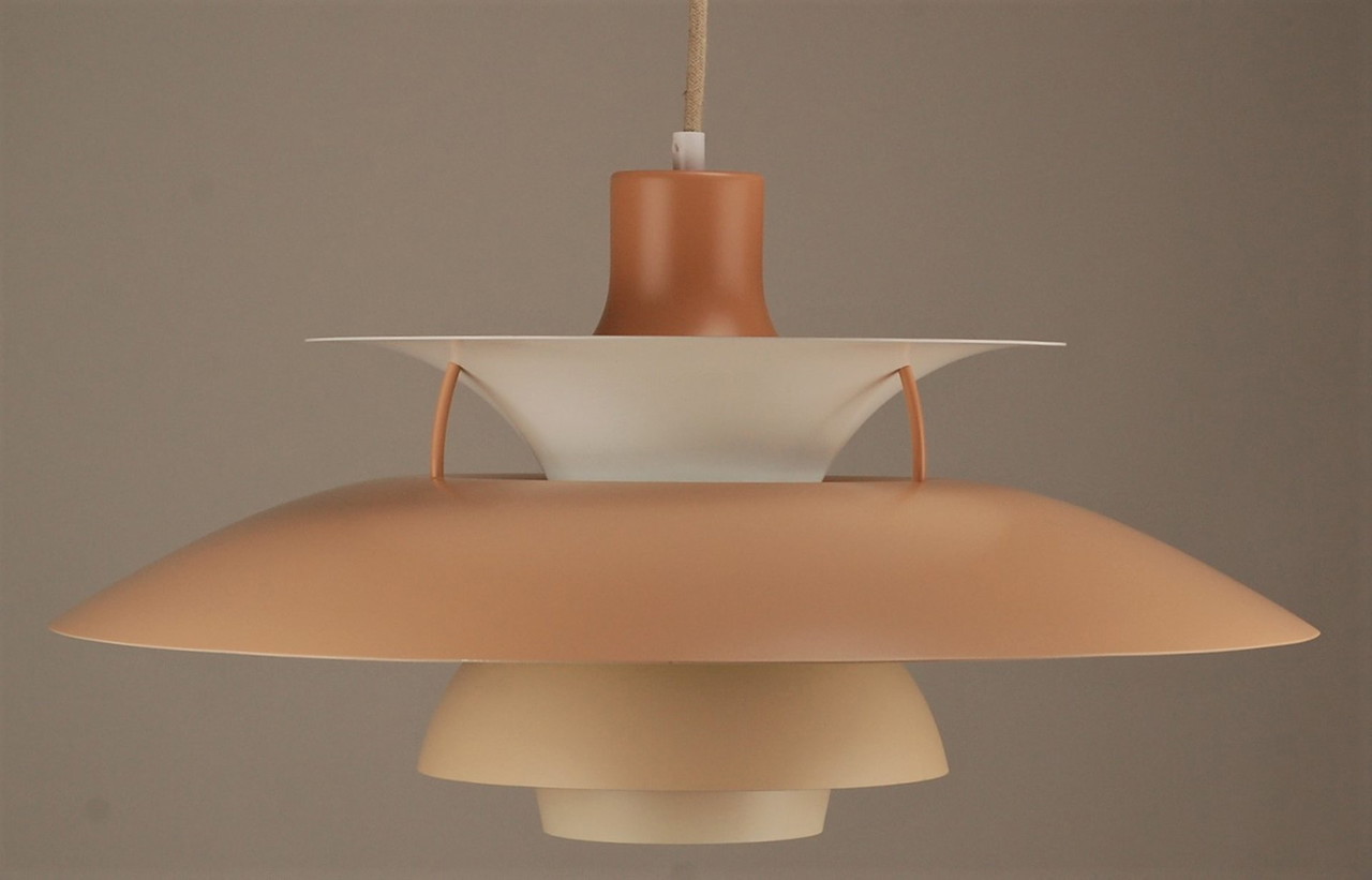 Louis Poulsen lamp | €950 | Whoppah