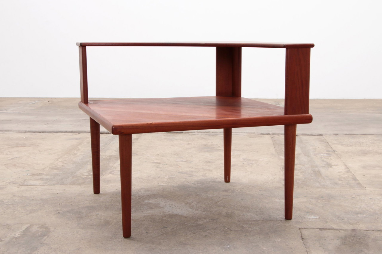 Corner table Teak by Alf Svensson & Yngvar Sandström | €423 | Whoppah