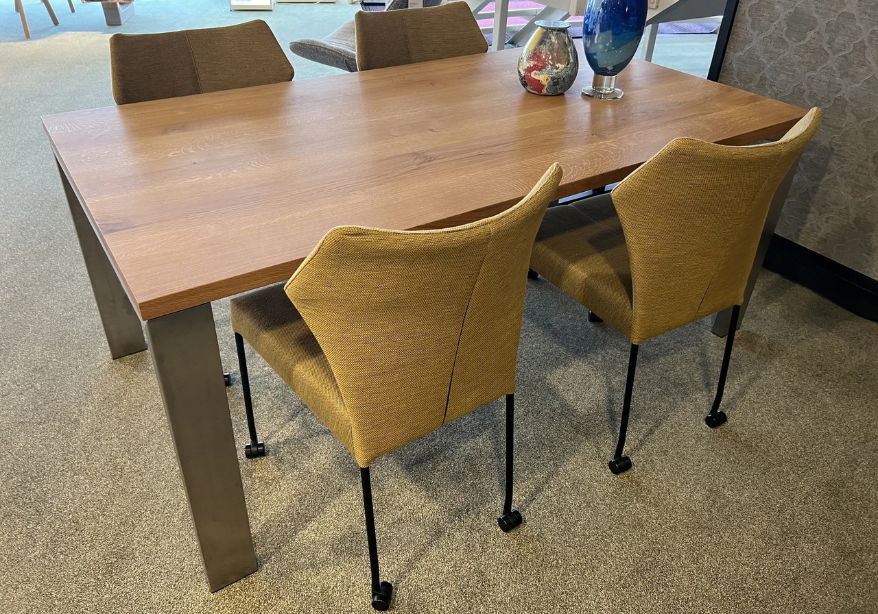 Bree's New World Basic dining table Oak wood | €999 | Whoppah