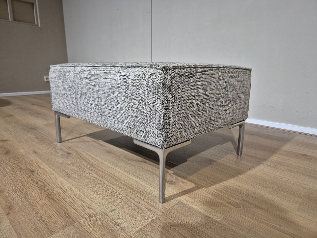 Design On Stock Bloq - Hocker - Tabouret - Blanc/Brun - Tissu | €295 ...