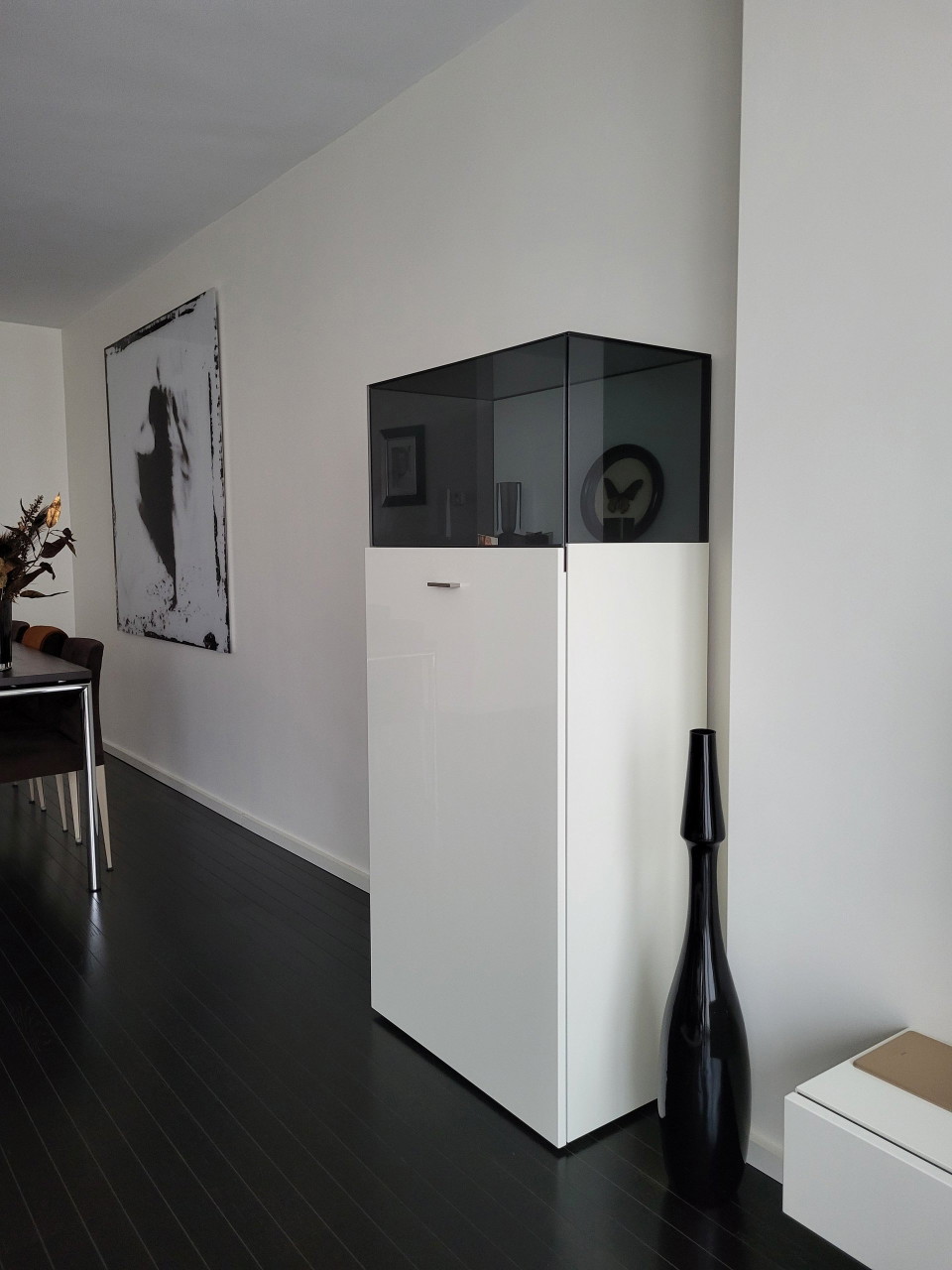 Hulsta Vitrine | €750 | Whoppah