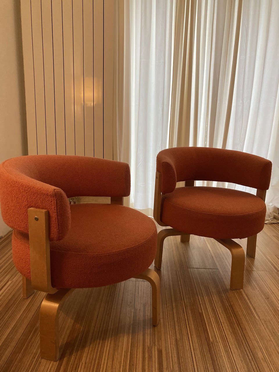 Set 2 chaises pivotantes Fridene by Carina Bengs / Ikea | €1,950 | Whoppah