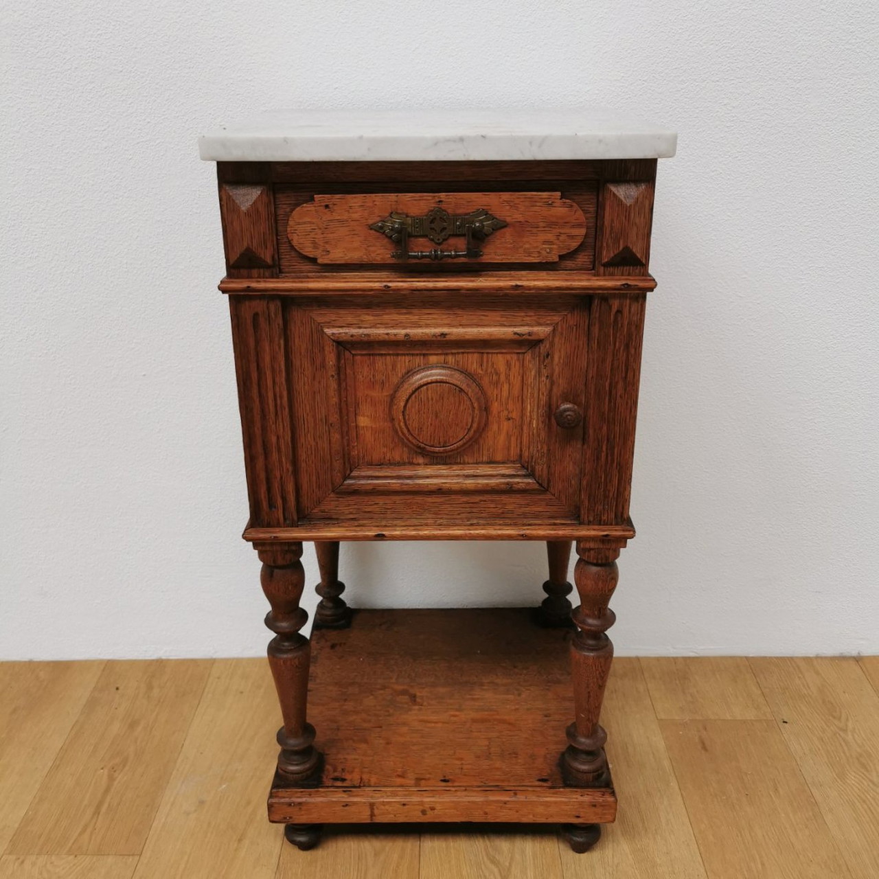 Vintage, Country Nightstand, Sideboard With Marble Top | €105 | Whoppah
