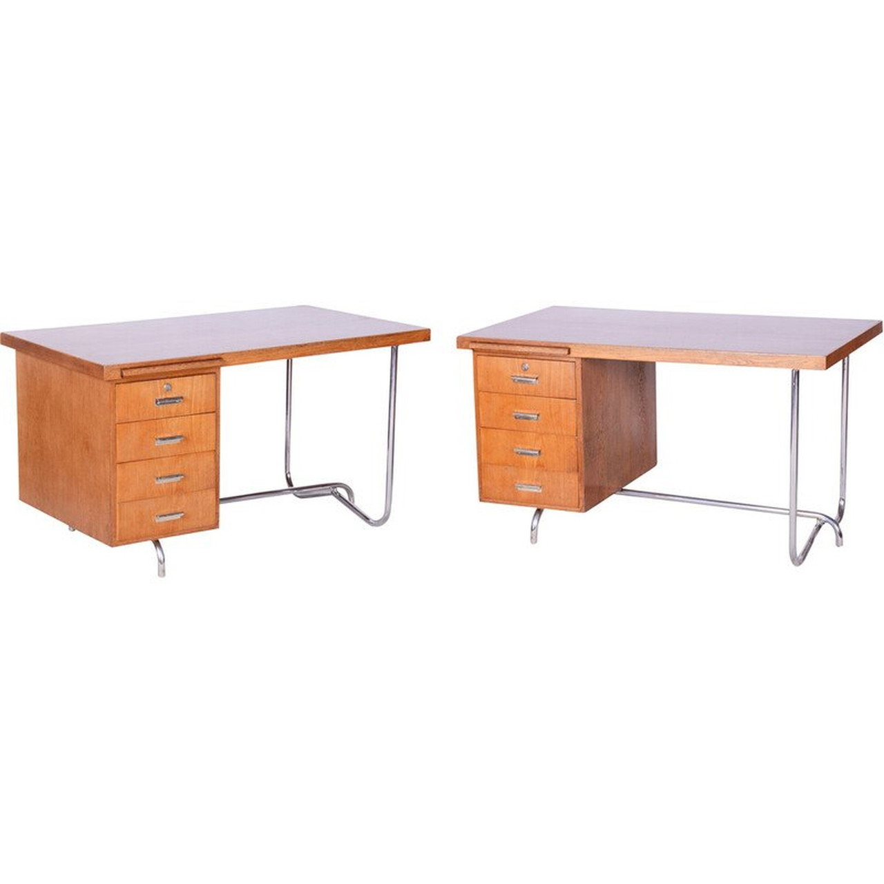 Paire de bureaux vintage en chêne et acier chromé par Hynek Gottwald ...
