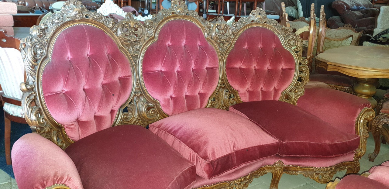 Ensemble canapé king baroque | €4,950 | Whoppah