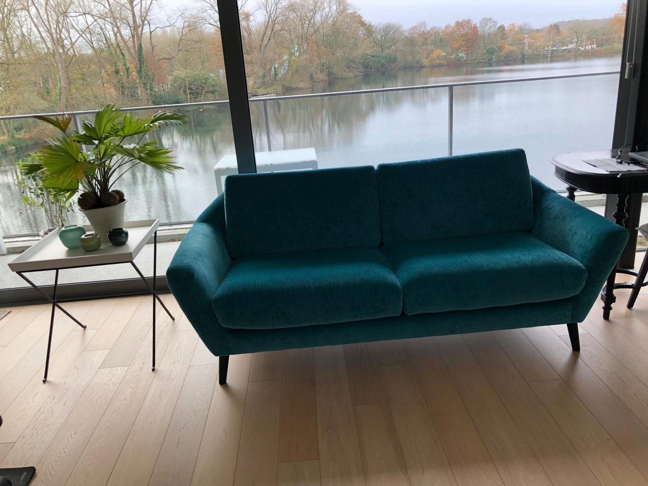 Sits, 2 Seat V 2 M Length | €375 | Whoppah
