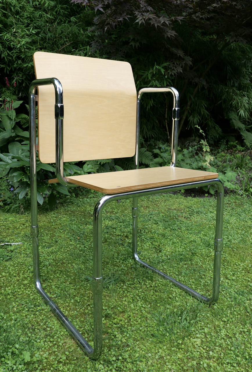 Hopmi Gerrit Rietveld, édition limitée, n° 079/250 | €1,200 | Whoppah