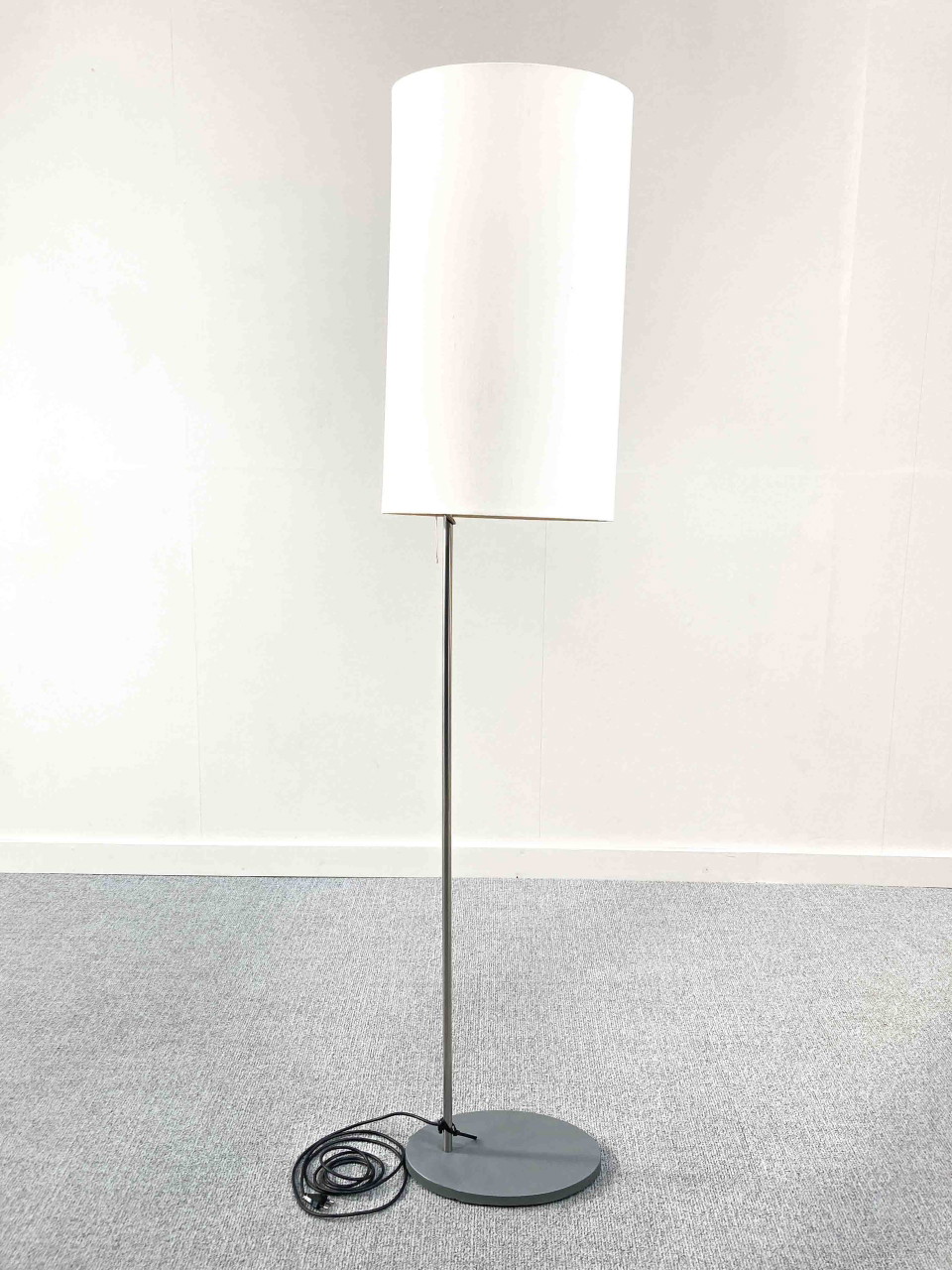Lampe Santa & Cole Royale | €650 | Whoppah