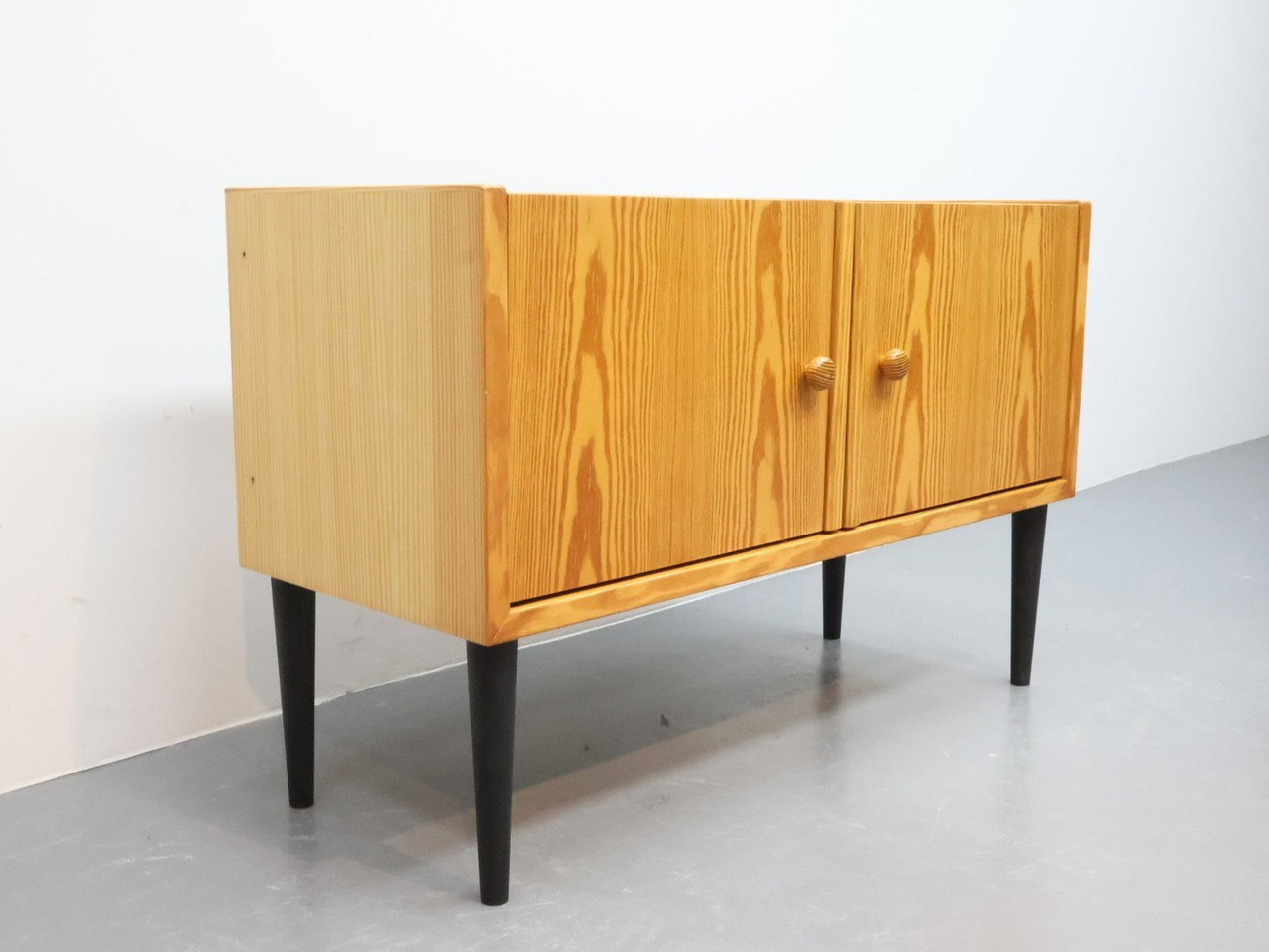 Vintage Sideboard Hülsta 70er Kiefer | €175 | Whoppah