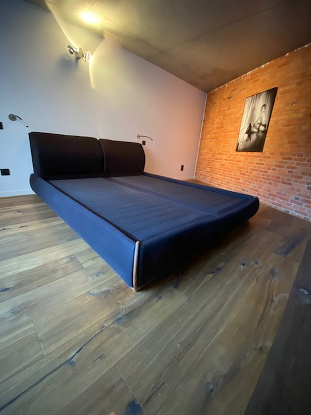 Phi-Ton Sphere Lounge-Bett | €499 | Whoppah