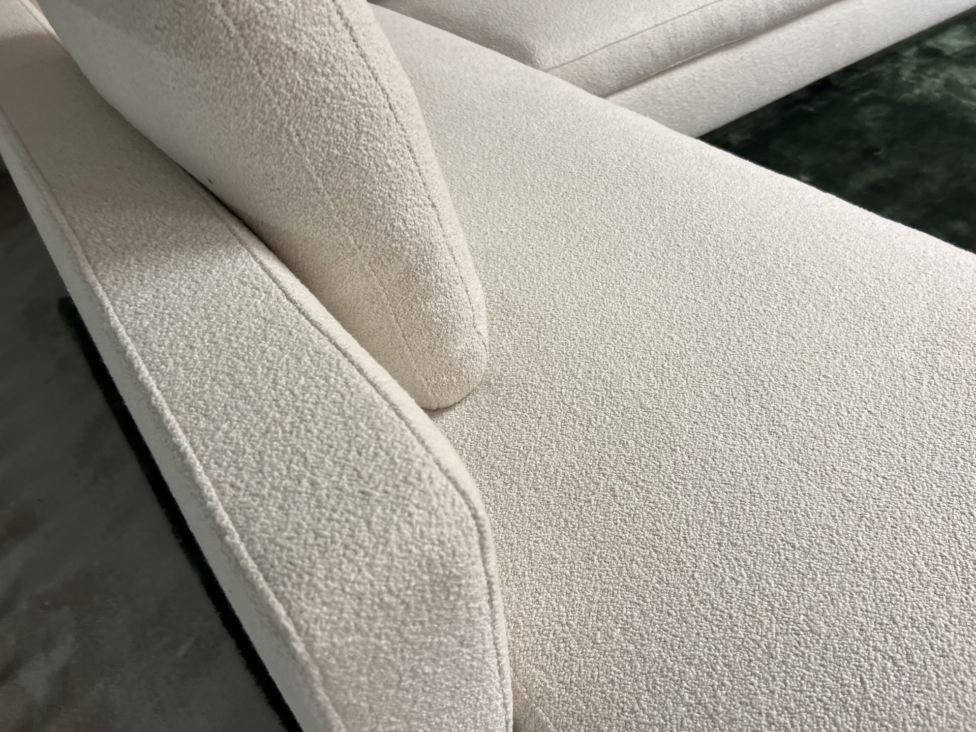 Molinari Metropolitan Ecksofa Orsetto Bianco Stoff | € 5,450 | Whoppah