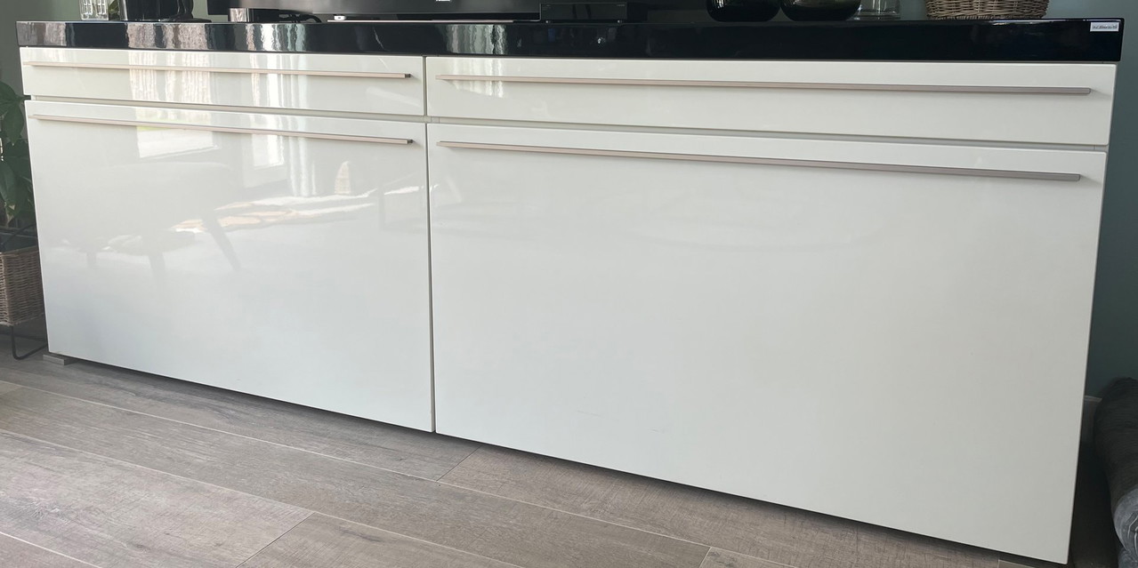 Hulsta Encado-Sideboard | €600 | Whoppah