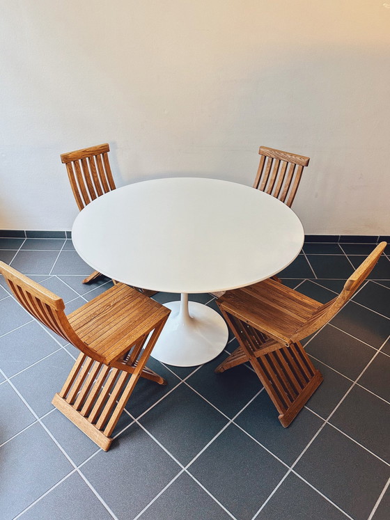 Tulip Dining Table By Saarinen For Knoll 1 300 Whoppah