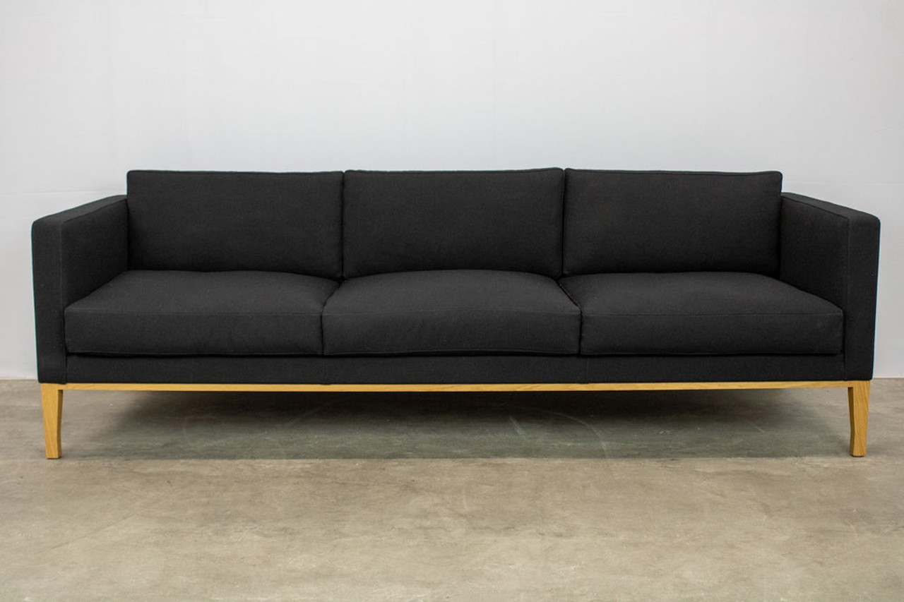 Lyndon by Boss Design Orten-Sofa | €1,719 | Whoppah