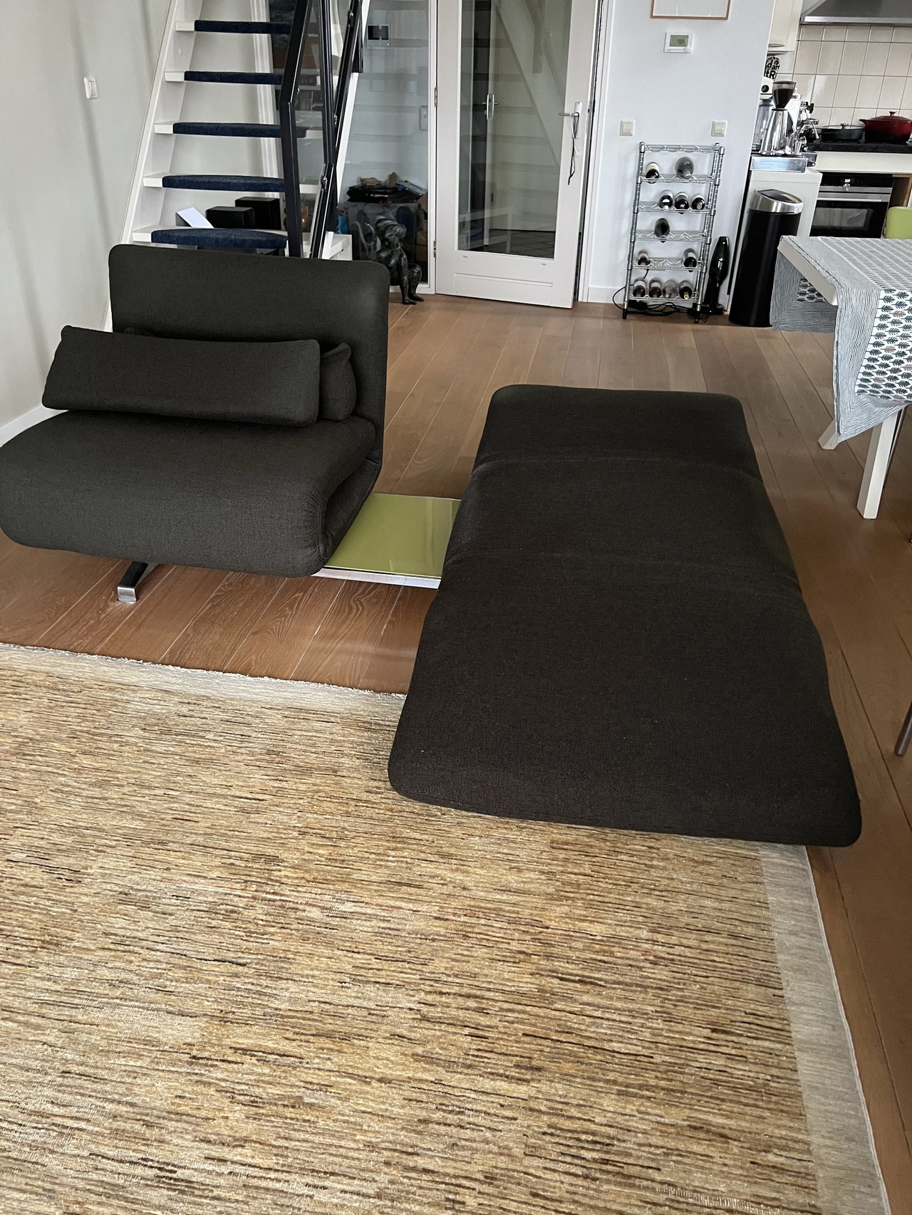 Le vele couch store