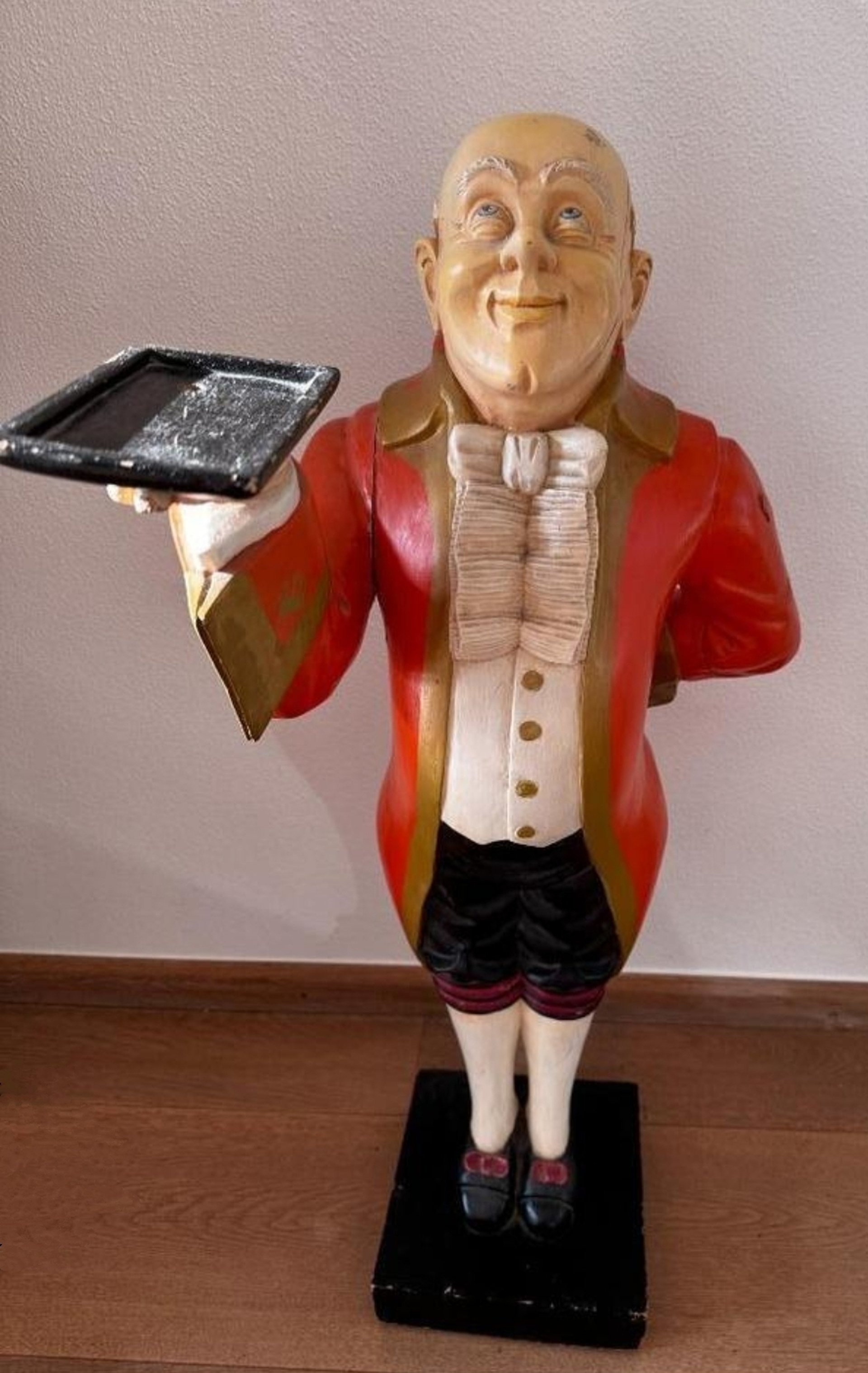 Vintage Butler aus Holz | € 229 | Whoppah